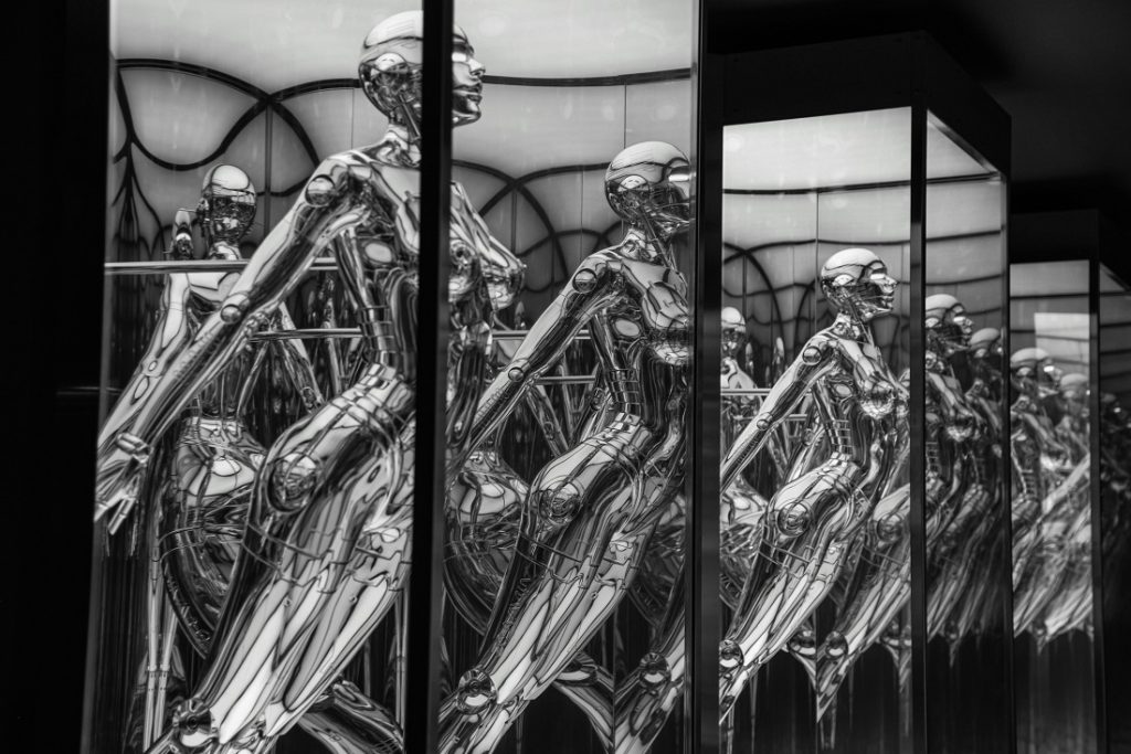 China to create an army of humanoid robots for border control with ...